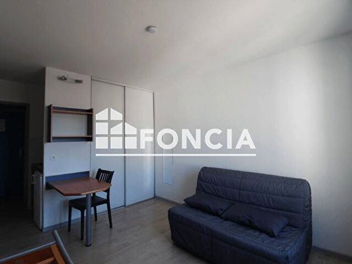 Appartement à louer - Aristide-Briand, Fontaine - 1 pièce