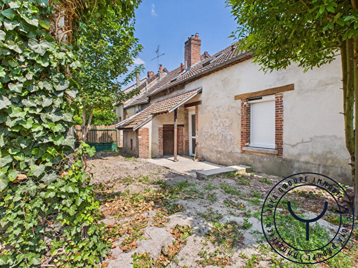 Romilly-sur-Seine, Centre-ville, Gare, Lion, Les Hauts Buissons - Maison 3 pièces à louer
