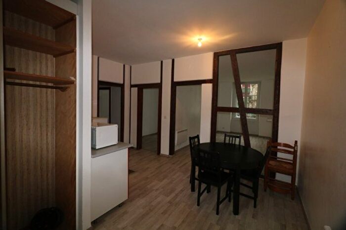 Appartement à louer - Strasbourg, Gare - 3 pièces - 2 chambres