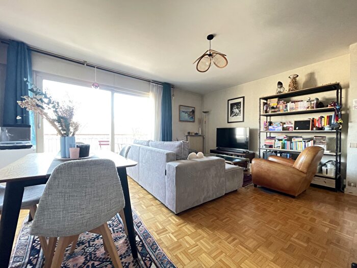 Appartement à vendre - Clermont-Ferrand, Vallières, Sallins, Poncillon - 3 pièces - 2 chambres