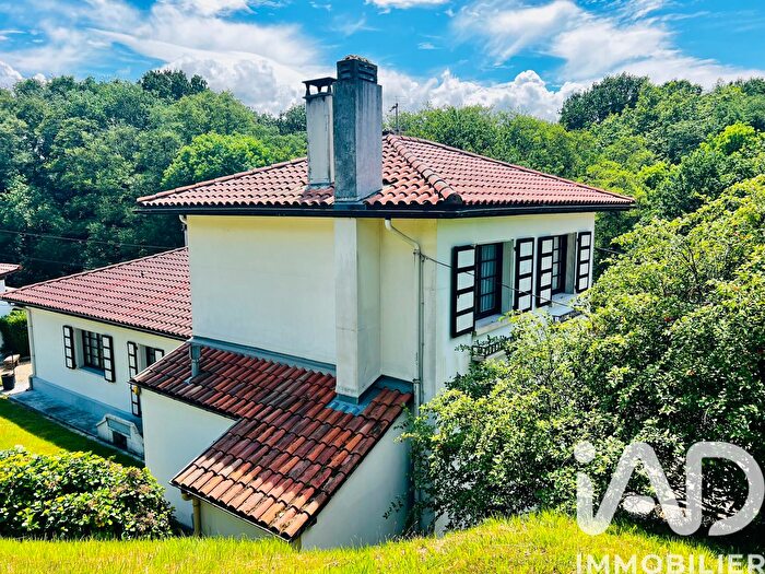 Maison 7 pièces à vendre à Saint-Jean-de-Luz, Jalday, Urthaburu, Balcoin, Alturan