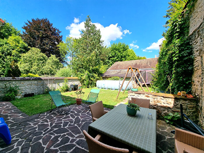 Maison à vendre - Le Mée-sur-Seine, Le Village - 5 pièces - 3 chambres