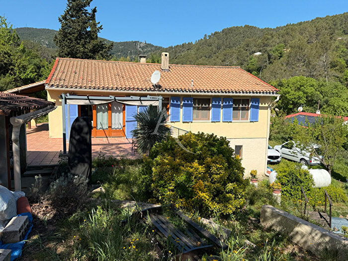 Maison 5 pièces à Belgentier, à vendre