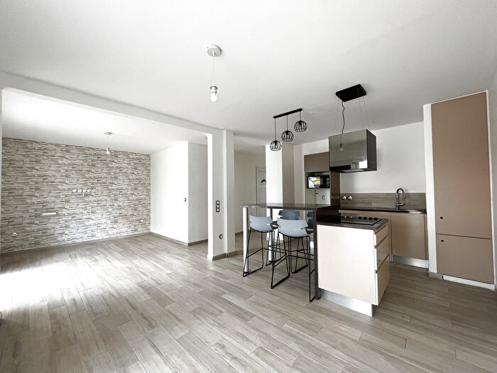 Pointe-à-Pitre : Appartement 2 pièces à louer
