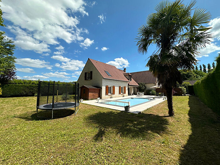 Maison à vendre - Magny-le-Hongre - 5 pièces - 4 chambres