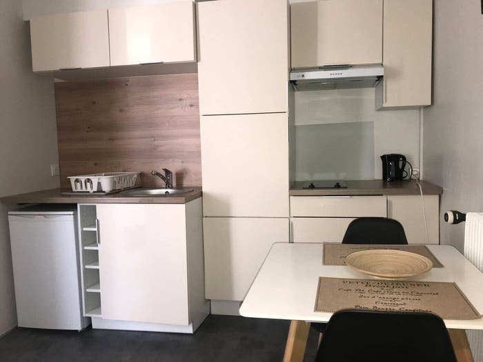 Cernay Jamin-Jean Jaurès-Epinettes, Reims : Appartement 1 pièce à louer
