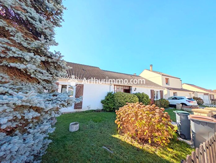 Maison à vendre - Savigny-le-Temple, Plessis-le-Roi - 5 pièces - 4 chambres