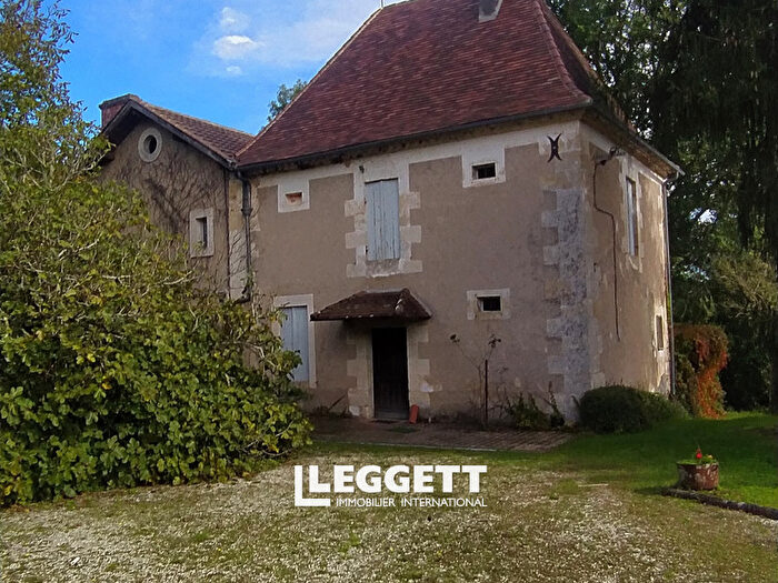 Maison à vendre - Bourgnac - 10 pièces - 6 chambres