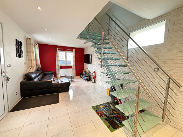 Maison à vendre - Champigny-sur-Marne, Les Mordacs, Coeuilly - 5 pièces - 3 chambres