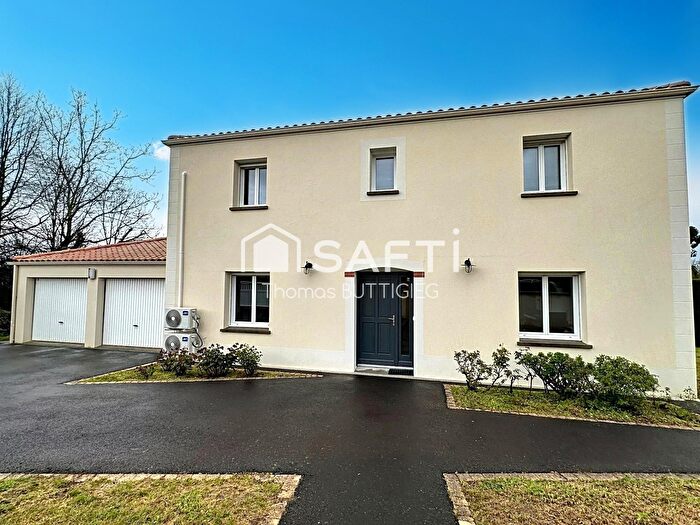 Maison 7 pièces à vendre à Montbert