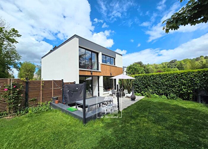 Maison à louer - Bougival - 6 pièces - 4 chambres