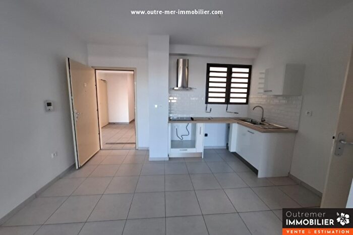 Appartement 2 pièces à Saint-Pierre, à louer