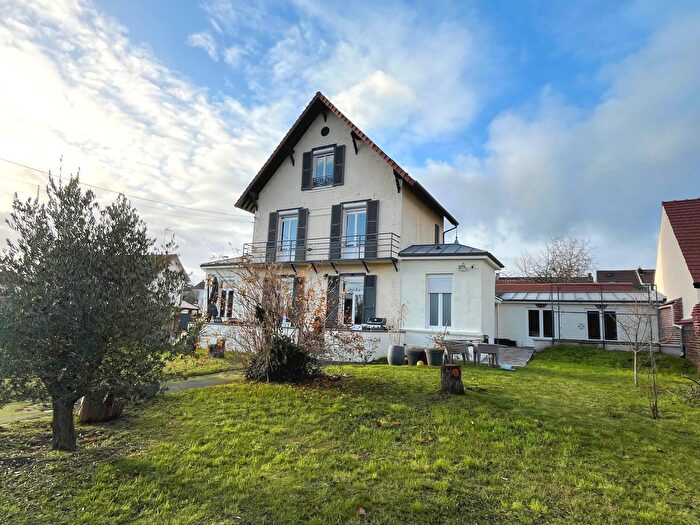 Maison à vendre - Venette - 8 pièces - 5 chambres