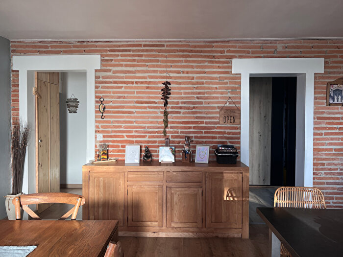 Maison à vendre - Ygos-Saint-Saturnin - 5 pièces - 4 chambres