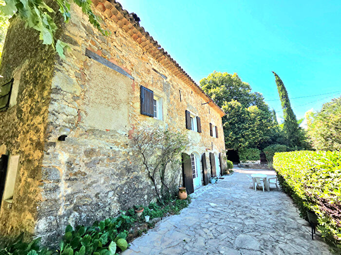 Maison à vendre - Belgentier - 4 pièces - 3 chambres