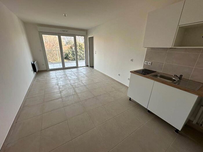 Appartement à louer - Monclar Sud, Avignon - 4 pièces - 3 chambres