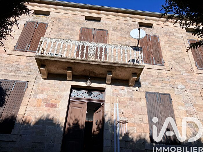 Maison à vendre - Pérols-sur-Vézère - 7 pièces - 5 chambres