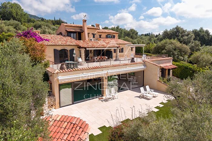 Tourrettes-sur-Loup - Maison 8 pièces à vendre