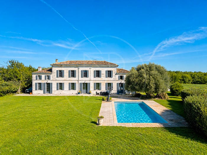 postalCode : Maison 8 pièces à vendre