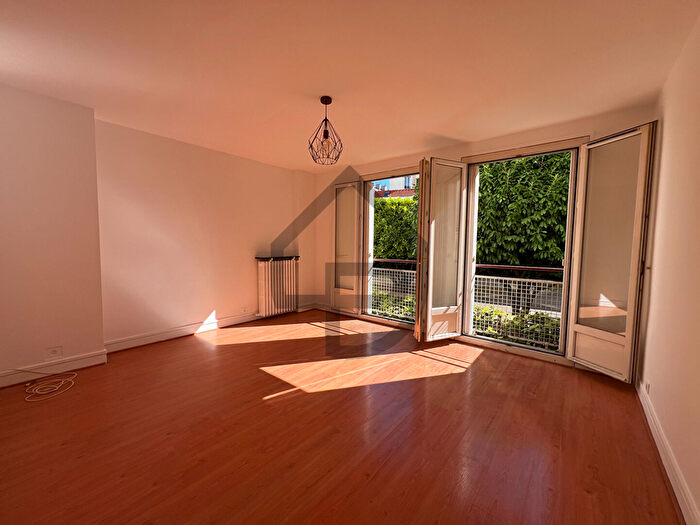 Appartement 3 pièces à Vincennes, Centre Nord, à louer