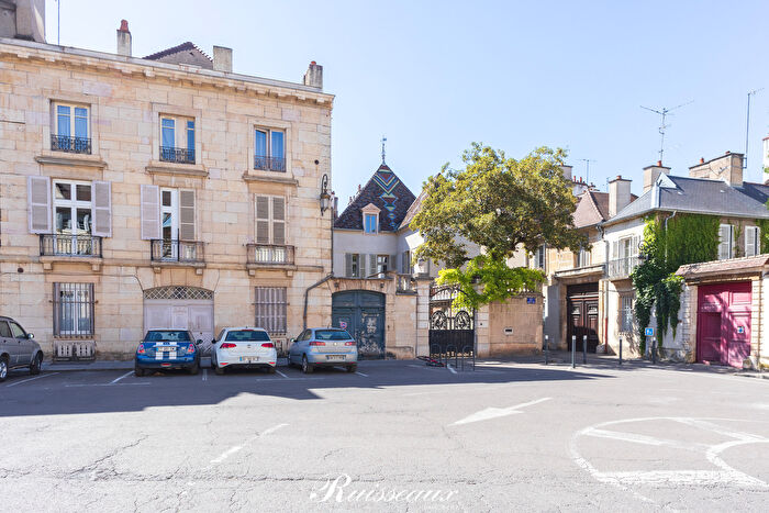 Appartement 5 pièces à vendre à Dijon, Centre-ville