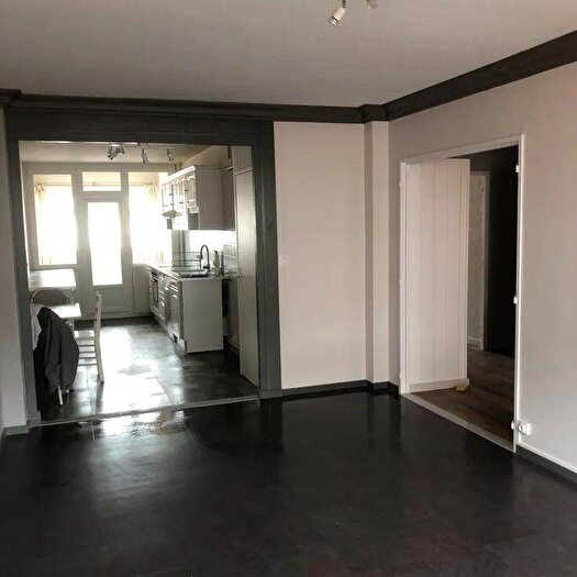 Appartement à louer - Saint-Étienne - 3 pièces - 2 chambres