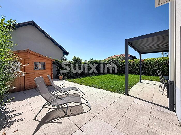 Maison 5 pièces à vendre à Prévessin-Moëns