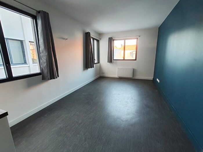 Appartement à louer - Laon Zola-Neufchâtel-Orgeval, Reims - 1 pièce