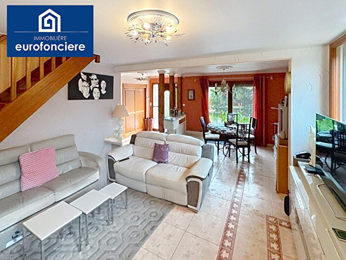 Maison à vendre - Rosières-près-Troyes - 10 pièces - 6 chambres