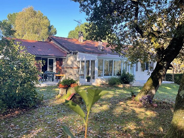 Maison à vendre - Eauze - 4 pièces - 3 chambres