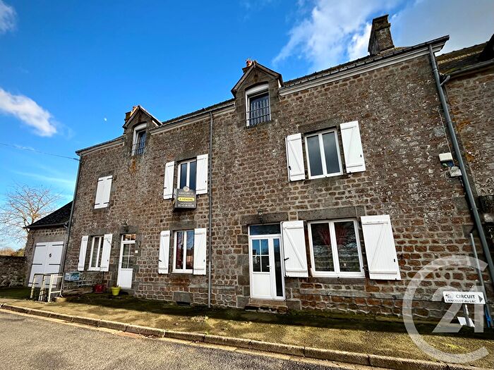Maison à vendre - Lassay-les-Châteaux - 11 pièces - 6 chambres