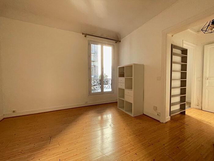 Appartement à vendre - Paris e , Grandes Carrières, Clichy - 1 pièce