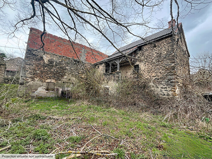 Dauzat-sur-Vodable : Maison 2 pièces à vendre