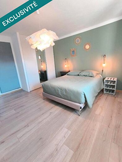Maison 4 pièces à Volonne, à vendre