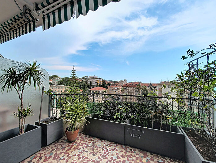 Nice, Valrose : Appartement 2 pièces à vendre