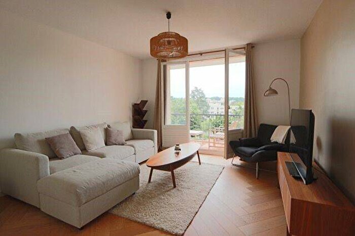 Appartement à louer - Centre Ville, Tassin-la-Demi-Lune - 2 pièces - 1 chambre