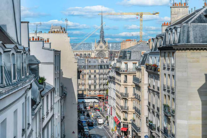 Appartement à vendre - Paris e  - 3 pièces - 2 chambres