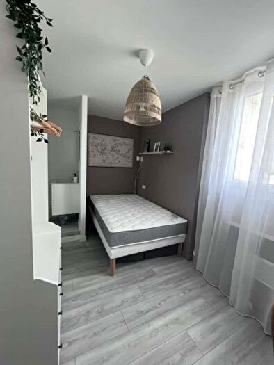 Appartement à louer - Cathédrale, Troyes - 1 pièce