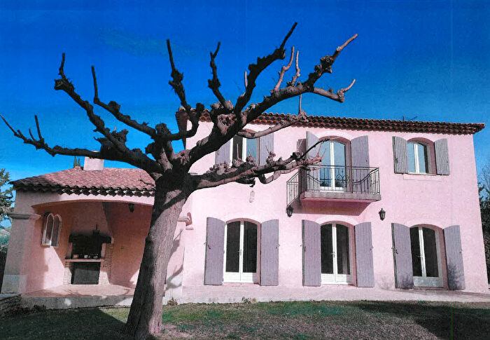 Aix-en-Provence, Puyricard, Célony : Maison 5 pièces à louer