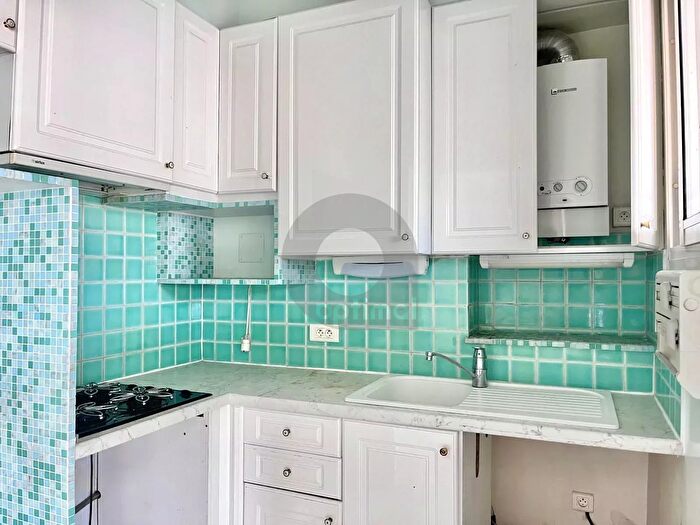 Appartement à vendre - Menton, Hôtel de Ville, Vieille Ville, Musée, Madone, Carnolès - 2 pièces - 1 chambre