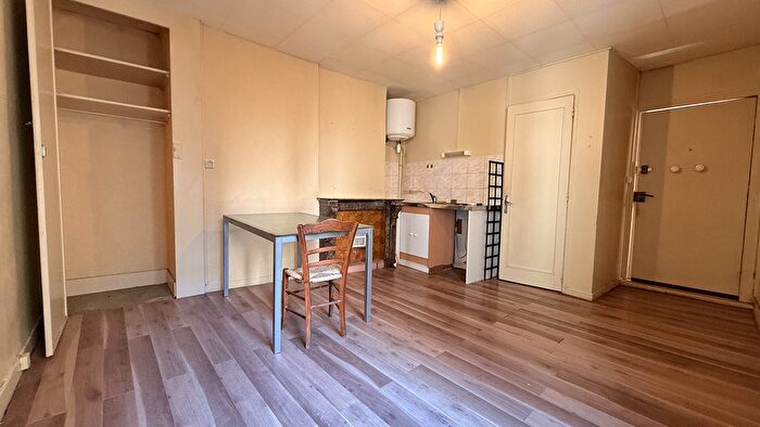 Appartement à vendre - Clermont-Ferrand, Delille, Cathédrale, La Gare - 2 pièces - 1 chambre
