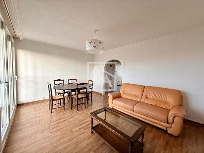 Appartement à vendre - Saint-Omer - 2 pièces - 1 chambre