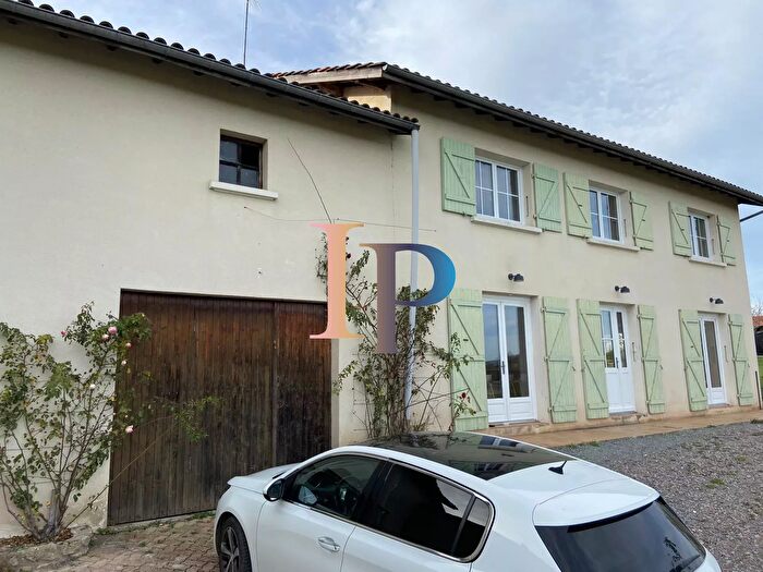 Maison à vendre - Charlieu - 6 pièces - 3 chambres