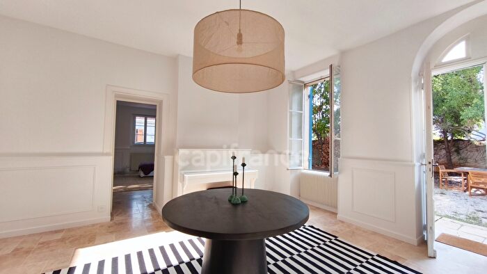 Gujan-Mestras, Centre-ville : Maison 8 pièces à vendre
