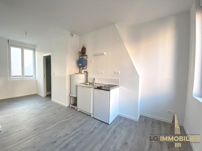 Appartement à louer - Amiens, Saint-Honoré, Jeanne dArc - 1 pièce