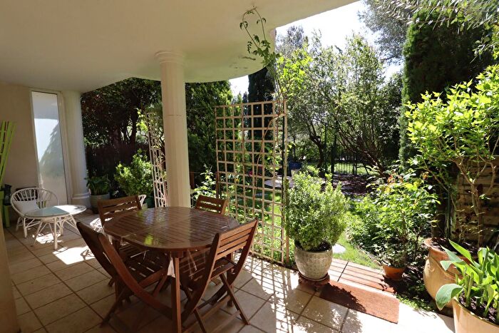 Appartement à vendre - Villeneuve-lès-Avignon, Le Grès, Perrières - 2 pièces - 1 chambre