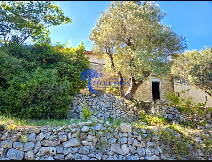 Solliès-Ville : Maison 4 pièces à vendre