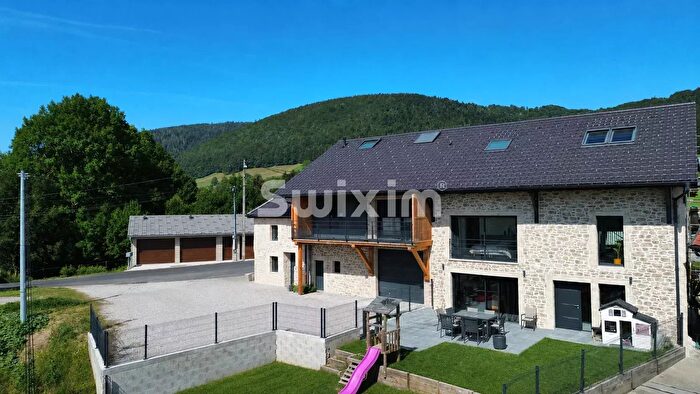 Maison 7 pièces à Monnetier-Mornex, à vendre