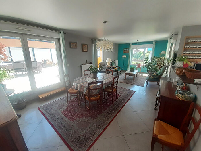 Appartement à vendre - Massy, Atlantis, Champs Ronds - 5 pièces - 3 chambres