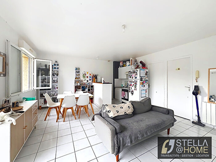 Maison 10 pièces à vendre à Yffiniac